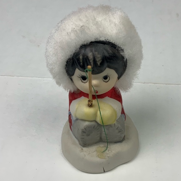 Boa | Accents | Vintage Eskimo Fishing Bell Boa Ceramic Painted Faux ...